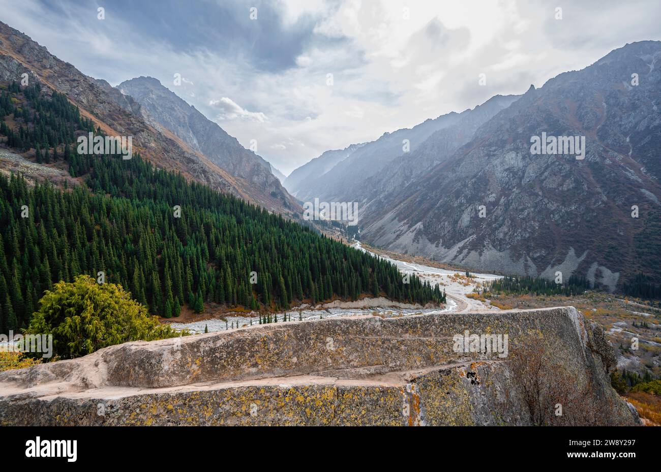 View into the Ala Archa valley from the viewpoint at broken heart rock ...
