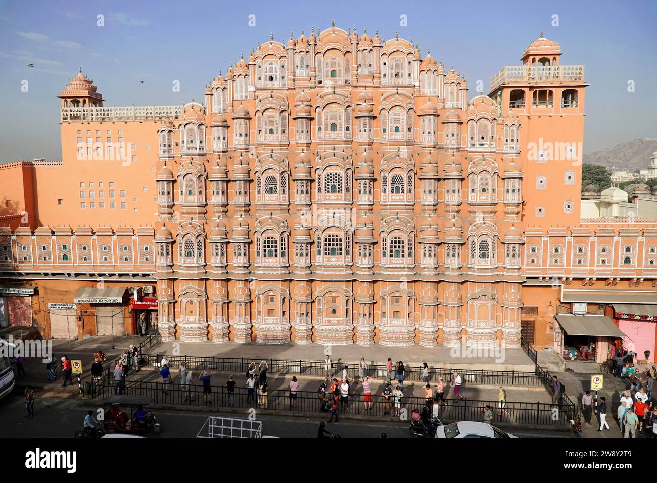 Facade of the Hawa Mahal, Palace of the Winds, Jaipur, Rajasthan, India ...