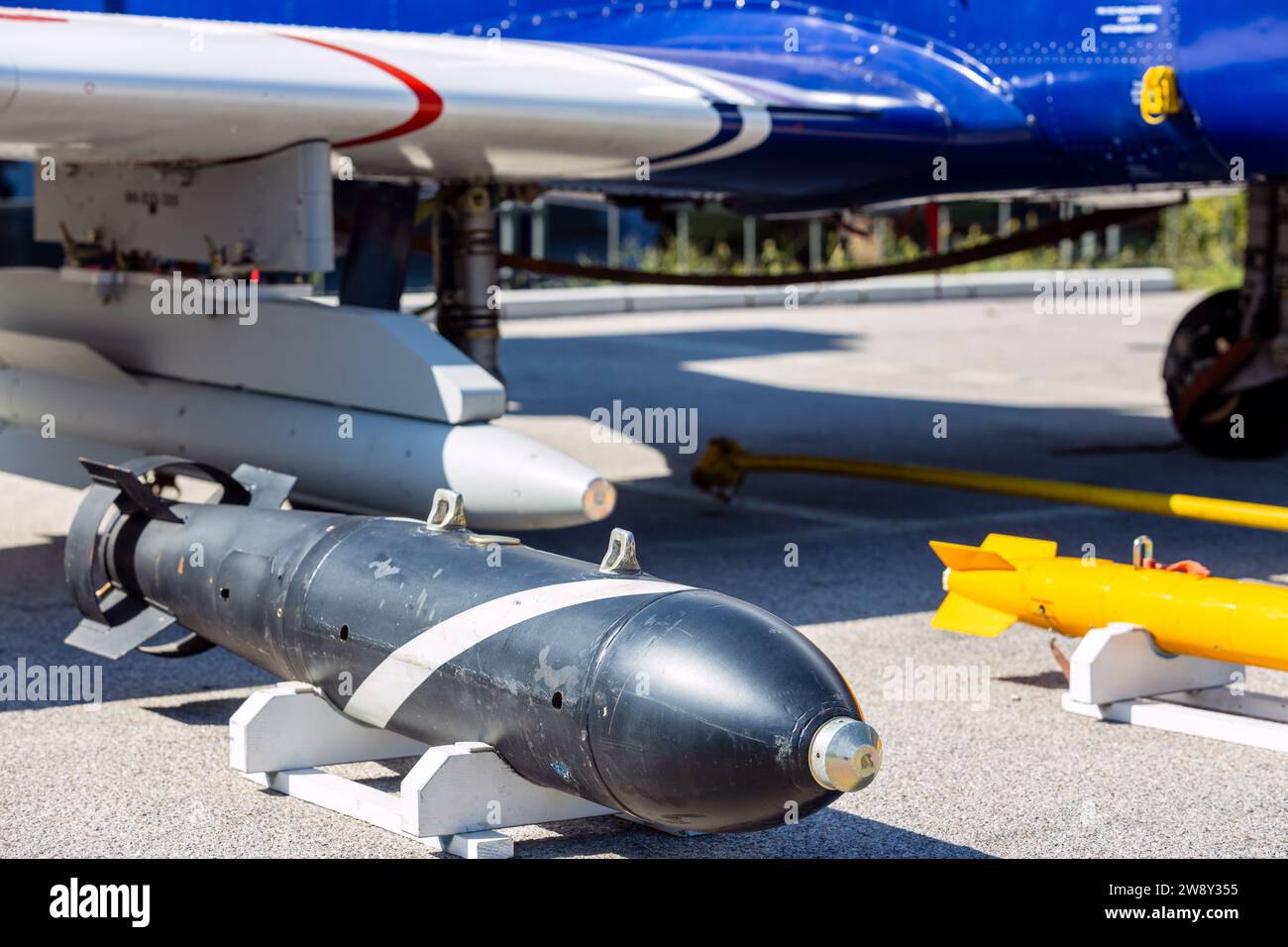 Air-dropped bomb used in the Russia-Ukraine war Stock Photo - Alamy