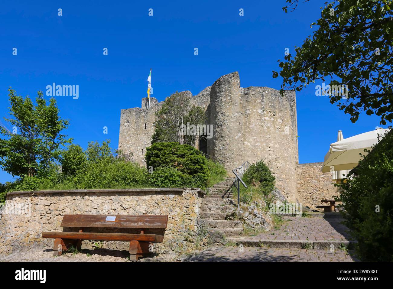 Derneck Castle, medieval castle ruins, masonry, stone, flag, blue sky ...