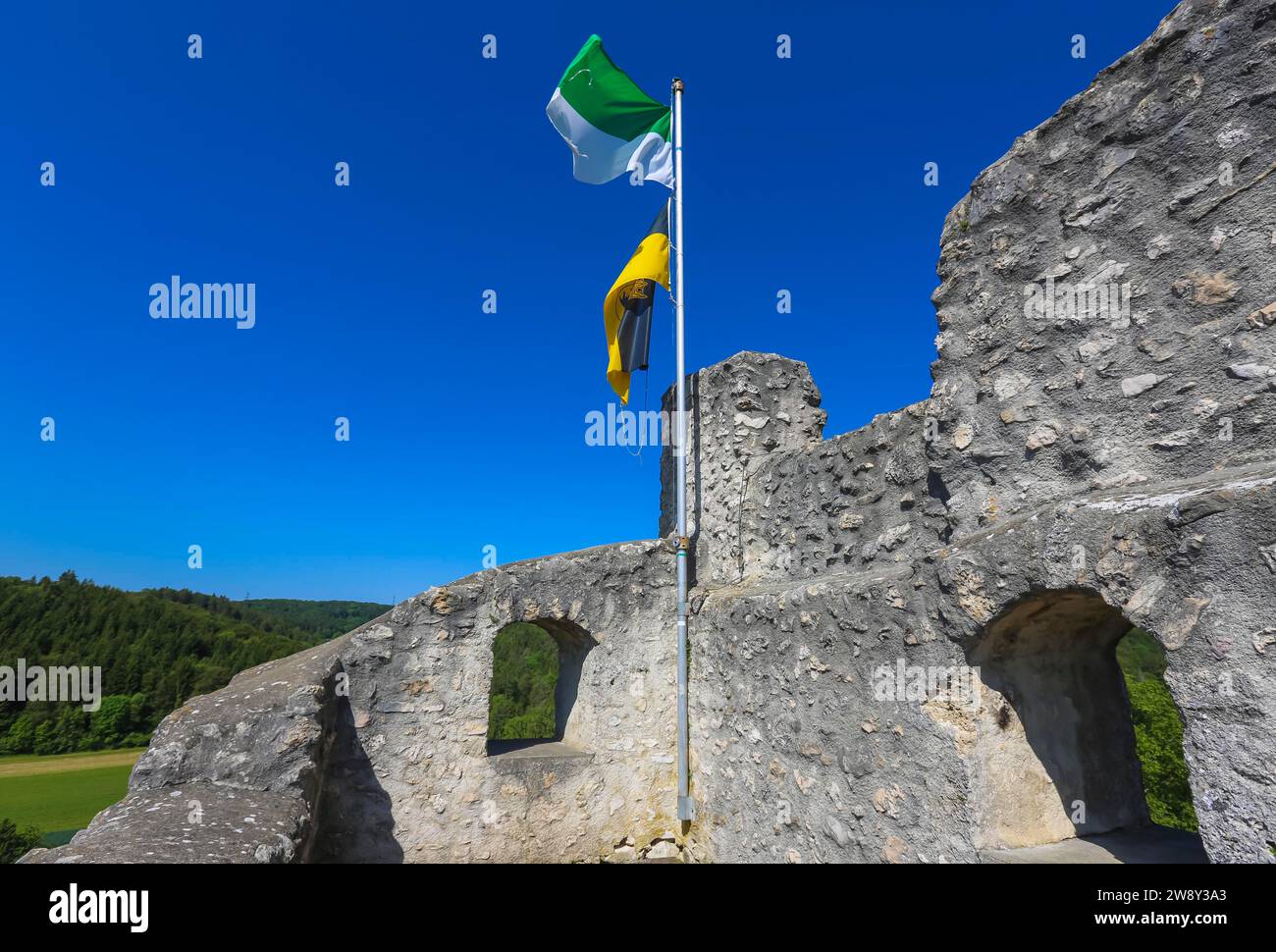Castle Derneck, medieval castle ruin, masonry, stone, blue sky ...
