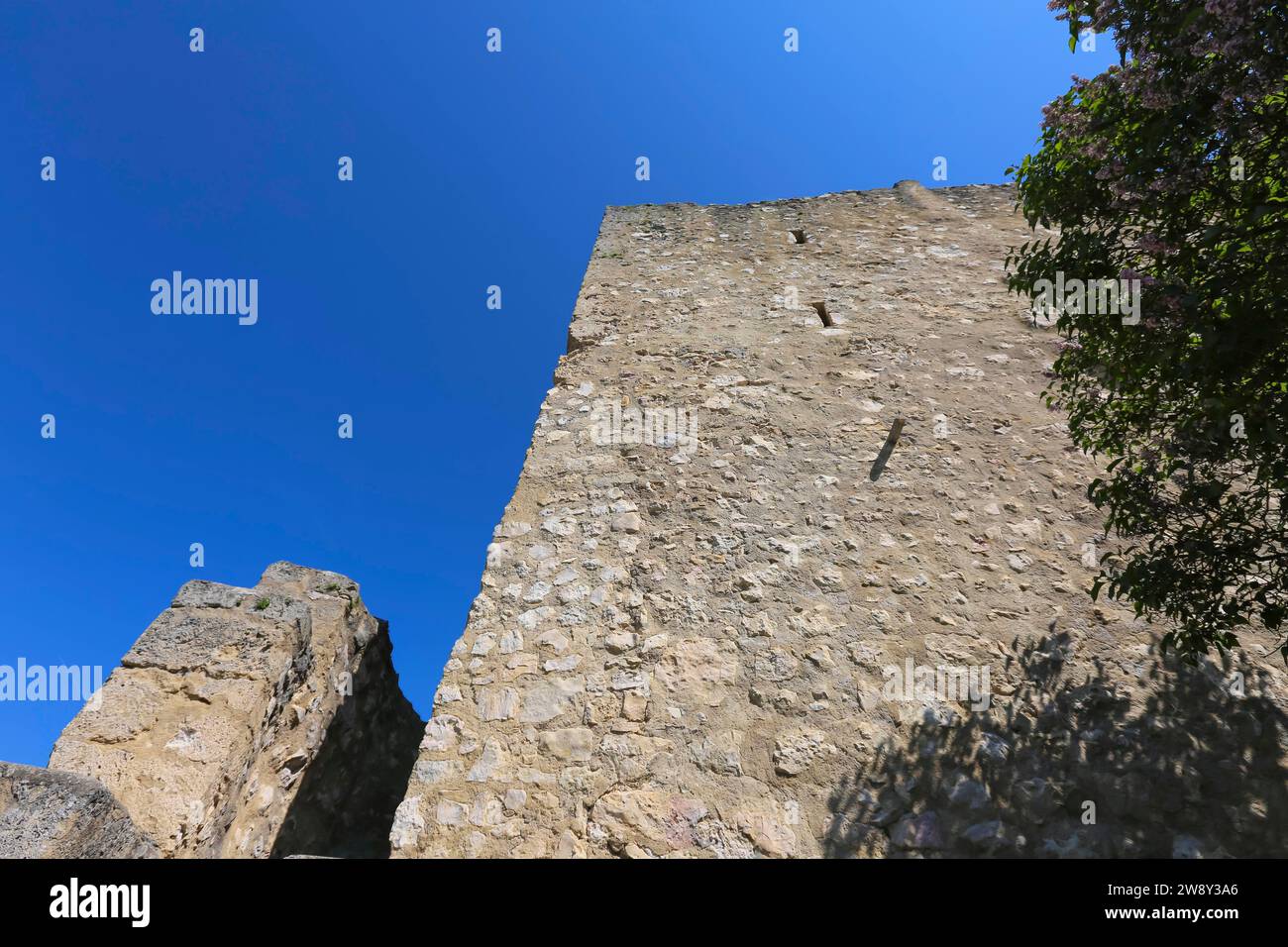 Castle Derneck, medieval castle ruin, masonry, stone, blue sky ...