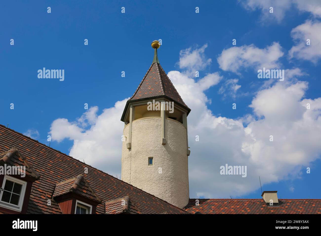 Teck Castle with hiking home of the Swabian Alb Association, hilltop ...