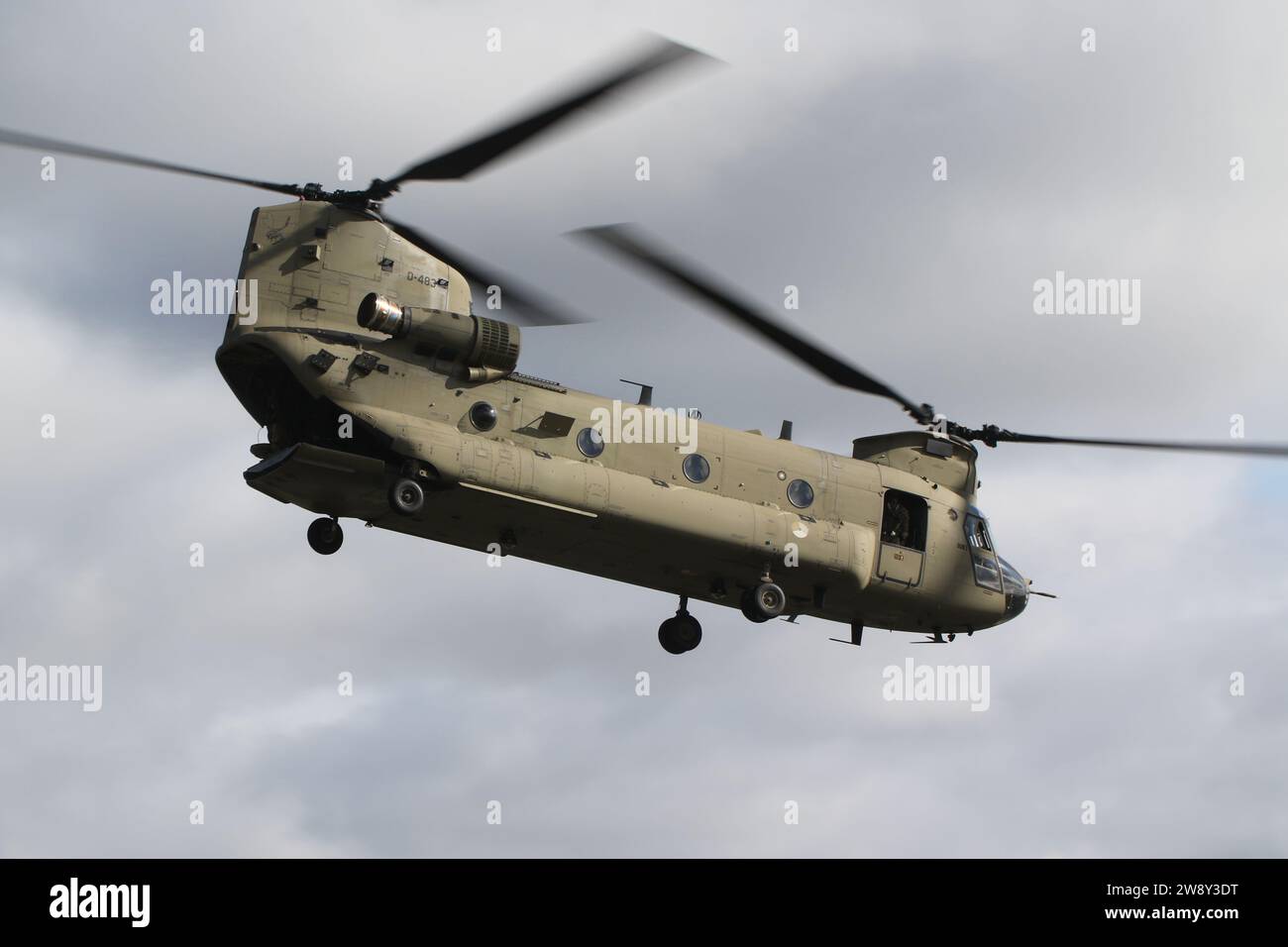 D-483, a Boeing CH-47F Chinook heavy-lift helicopter operated by the ...