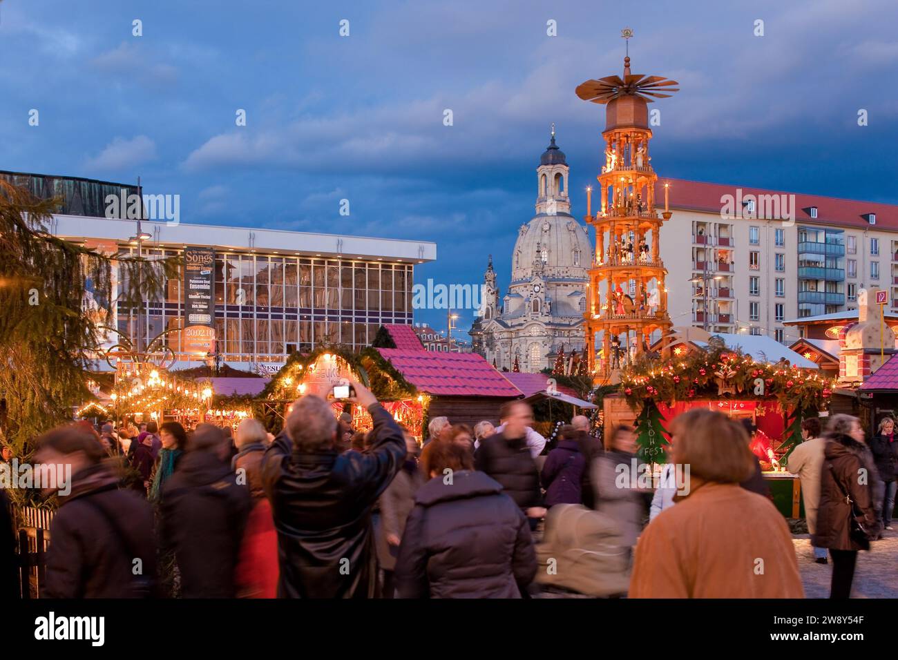 Dresden Striezel Market Stock Photo - Alamy