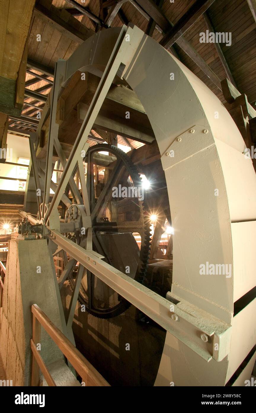 Washing mill hi-res stock photography and images - Alamy