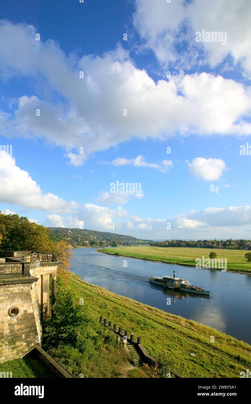 Elbe dam at the Elbe castles Stock Photo - Alamy