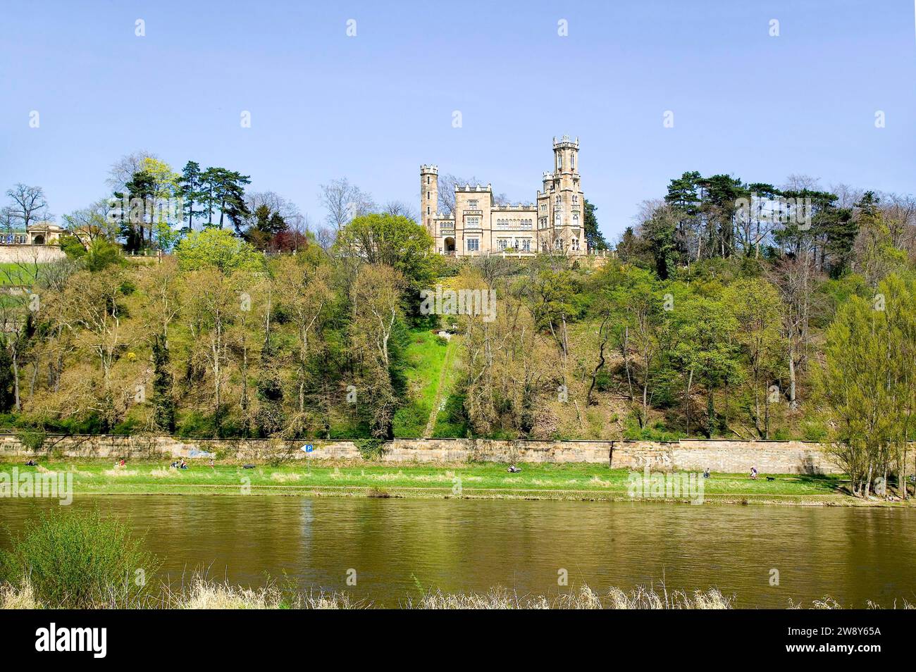 Tudor gothic style mansion hi-res stock photography and images - Alamy