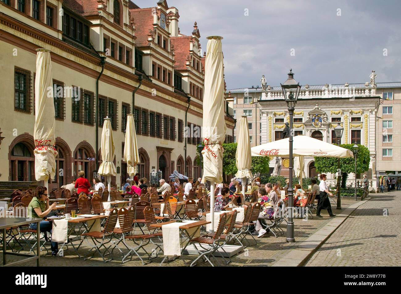 Old people stock exchange hi-res stock photography and images - Alamy