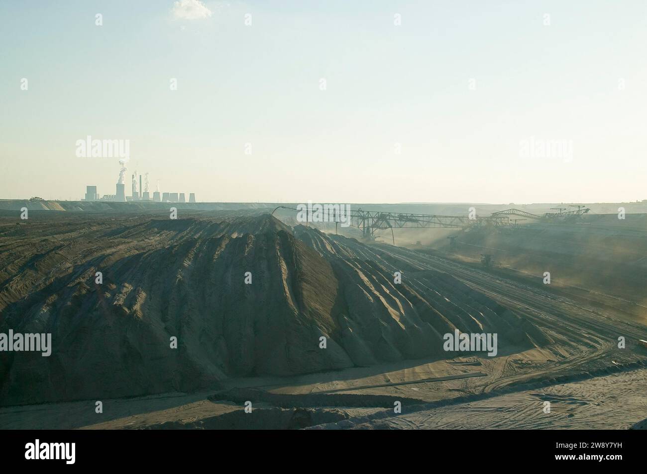 The Nochten opencast mine is an opencast lignite mine in northern Upper ...