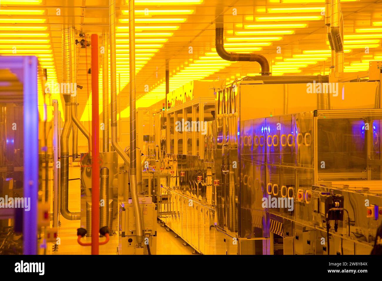 Plastic logic germany hi-res stock photography and images - Alamy