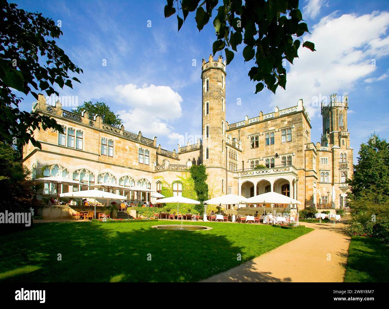 Tudor gothic style mansion hi-res stock photography and images - Alamy