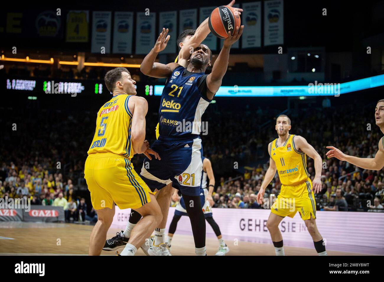 Pierre dyshawn fenerbahce beko istanbul hi-res stock photography and ...