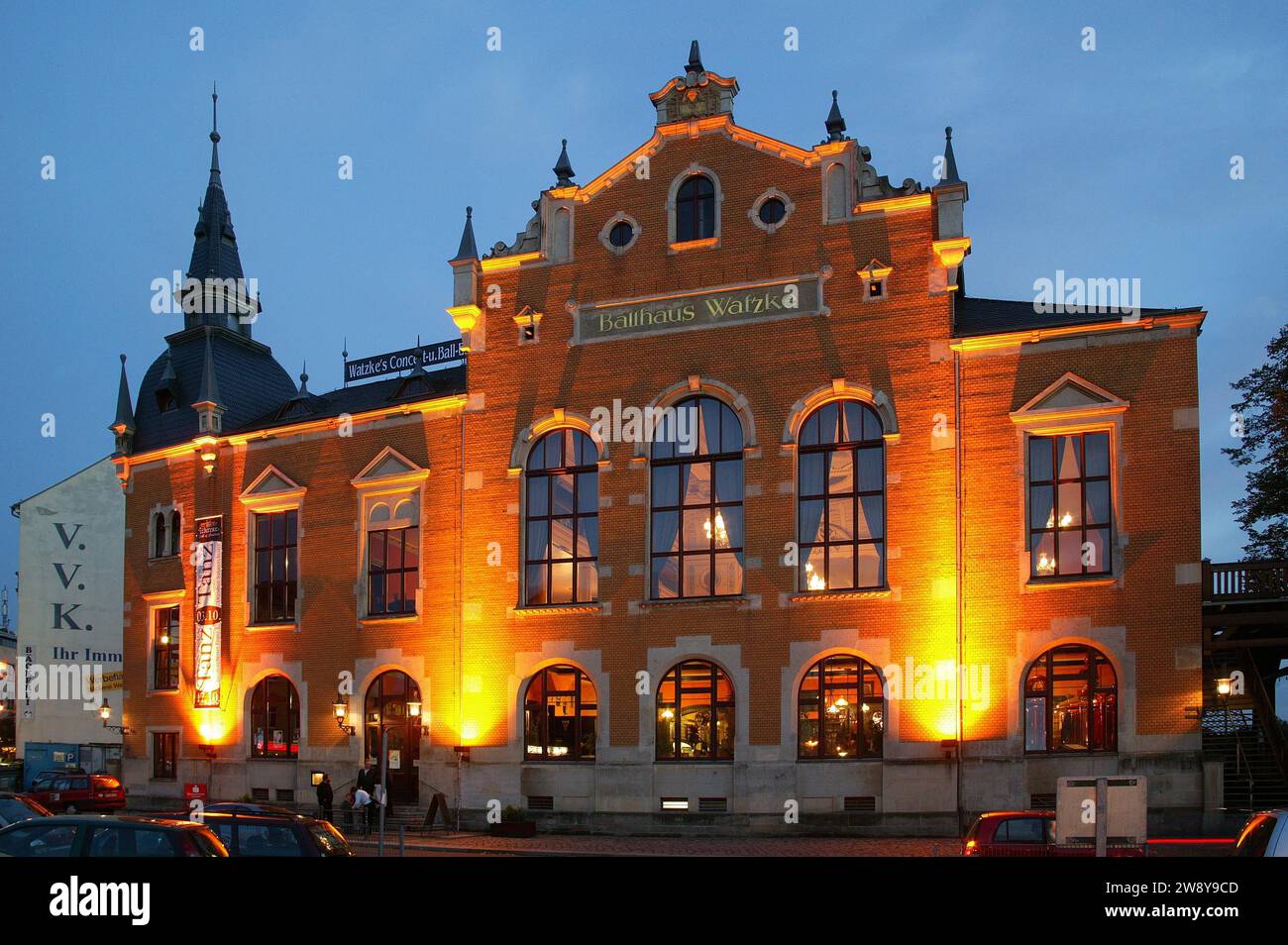 Ballroom atmosphere hi-res stock photography and images - Alamy