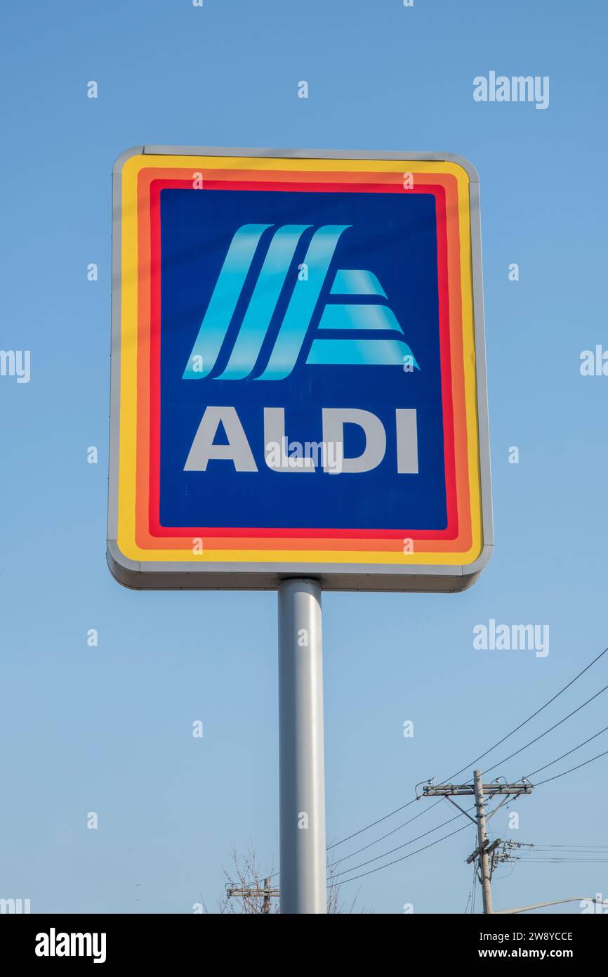 Aldi logo brand hi-res stock photography and images - Alamy