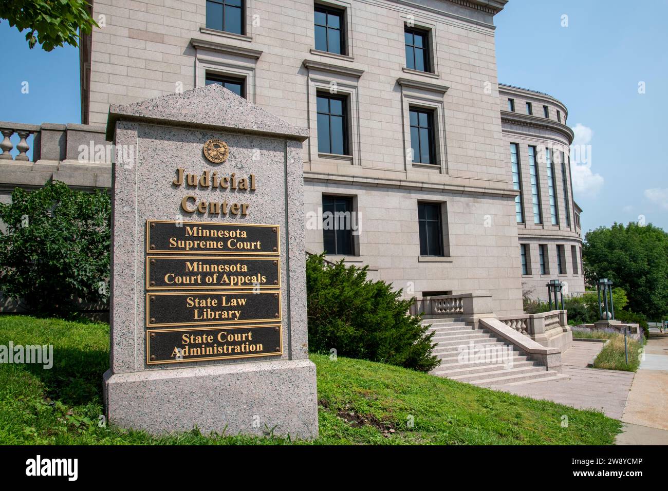 Supreme court logo hi-res stock photography and images - Alamy