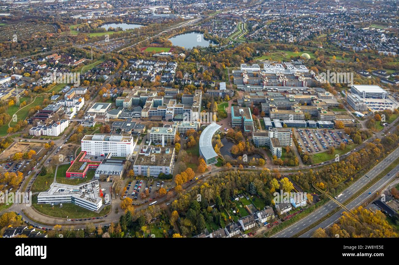 Uni campus aerial hi-res stock photography and images - Alamy