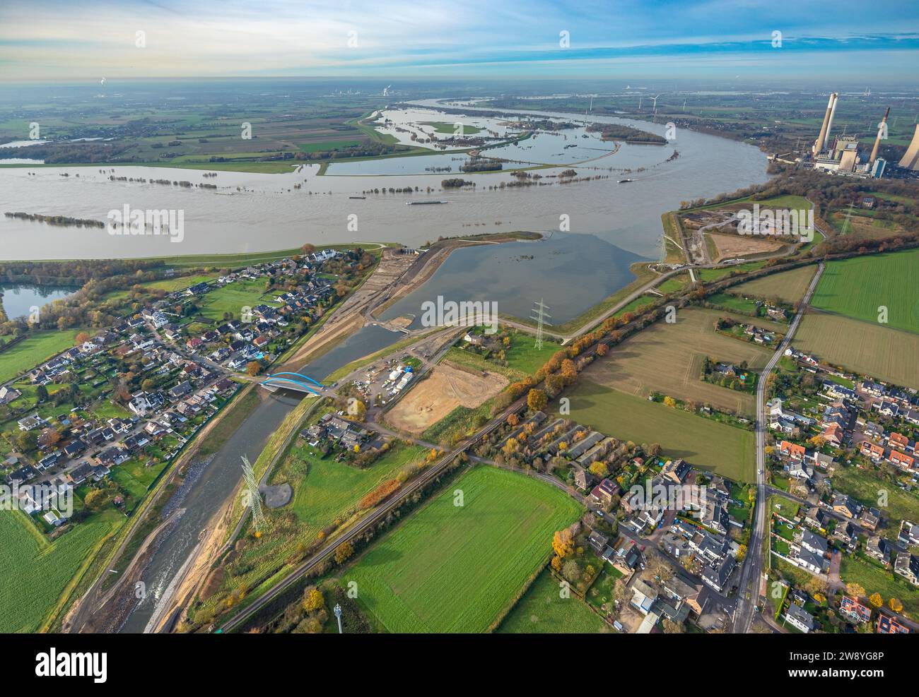 Aerial view of the flood situation at the new Emscher estuary into the ...