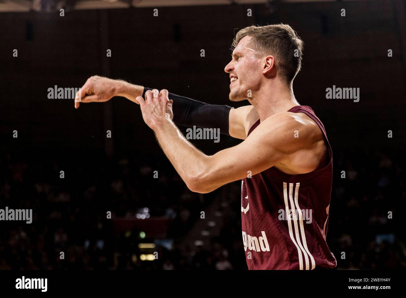 Andreas 'Andi' Obst (FC Bayern M?nchen, #13) frustriert, schimpft ...