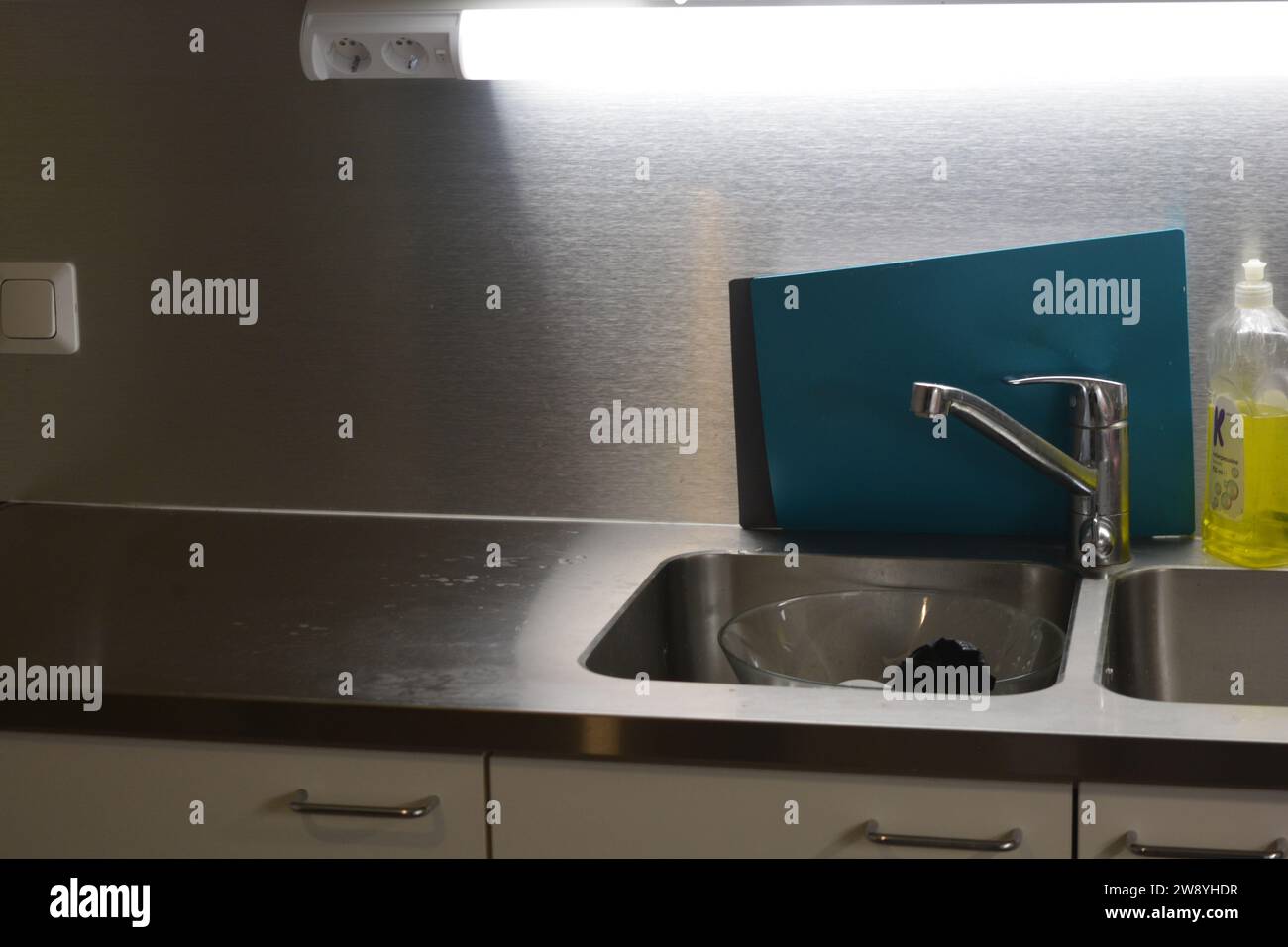 Factory sink hi-res stock photography and images - Alamy