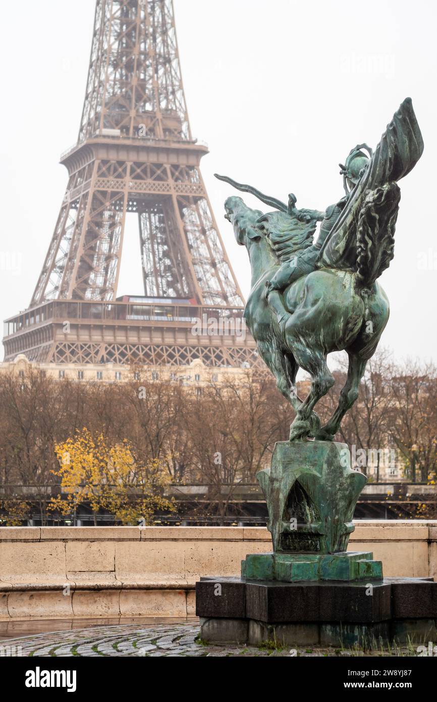 Statue of resurgent France pointing towards the Eiffel Tower from the ...