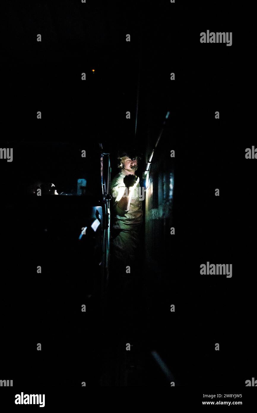 Infil exfil hi-res stock photography and images - Alamy