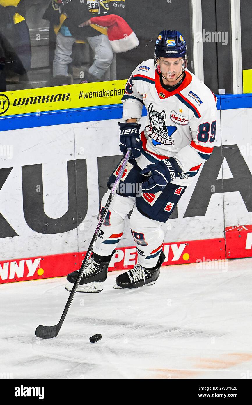 Eishockey - DEL 2: Krefeld Pinguine vs Kassel Huskies am 22.12.2023 in ...