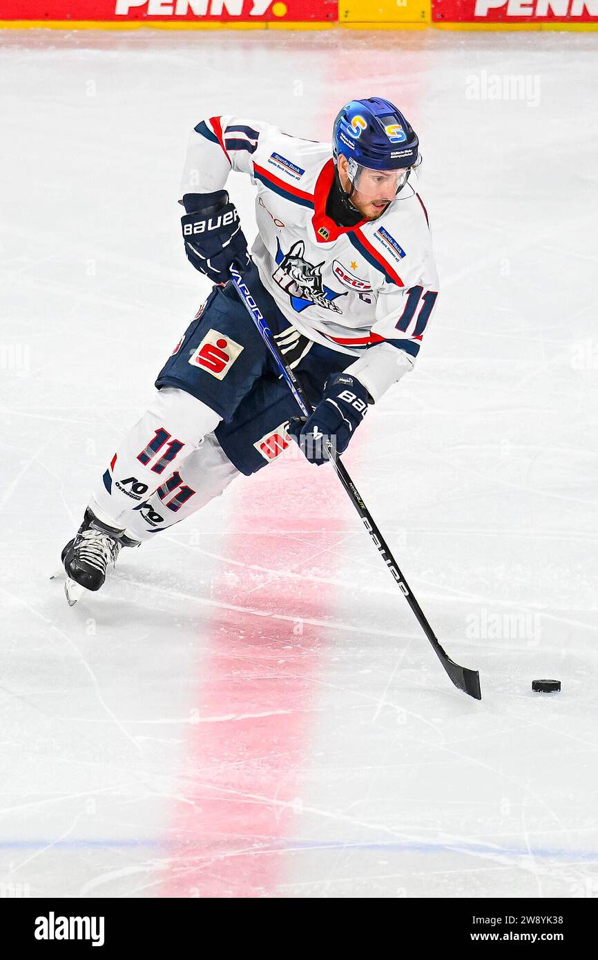 Eishockey - DEL 2: Krefeld Pinguine vs Kassel Huskies am 22.12.2023 in ...