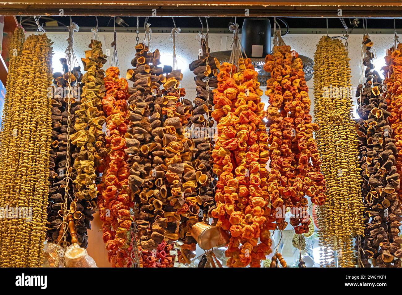 Dry vegetables hanging hi-res stock photography and images - Alamy