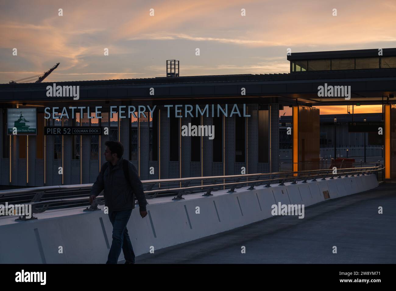 Seattle, USA. 26 Nov, 2023. Golden hour at the Colman Ferry Terminal on ...