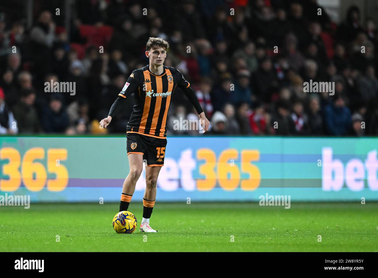 Tyler Morton #15 of Hull City during the Sky Bet Championship match ...