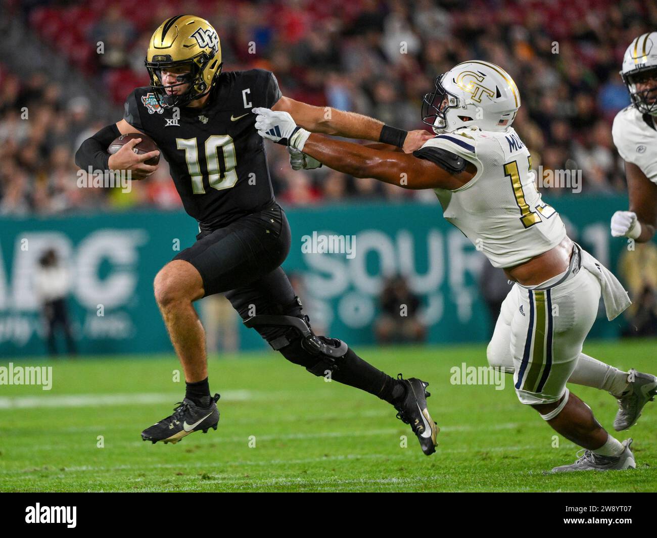 December 22, 2023: Georgia Tech linebacker Paul Moala (13) attempts to ...