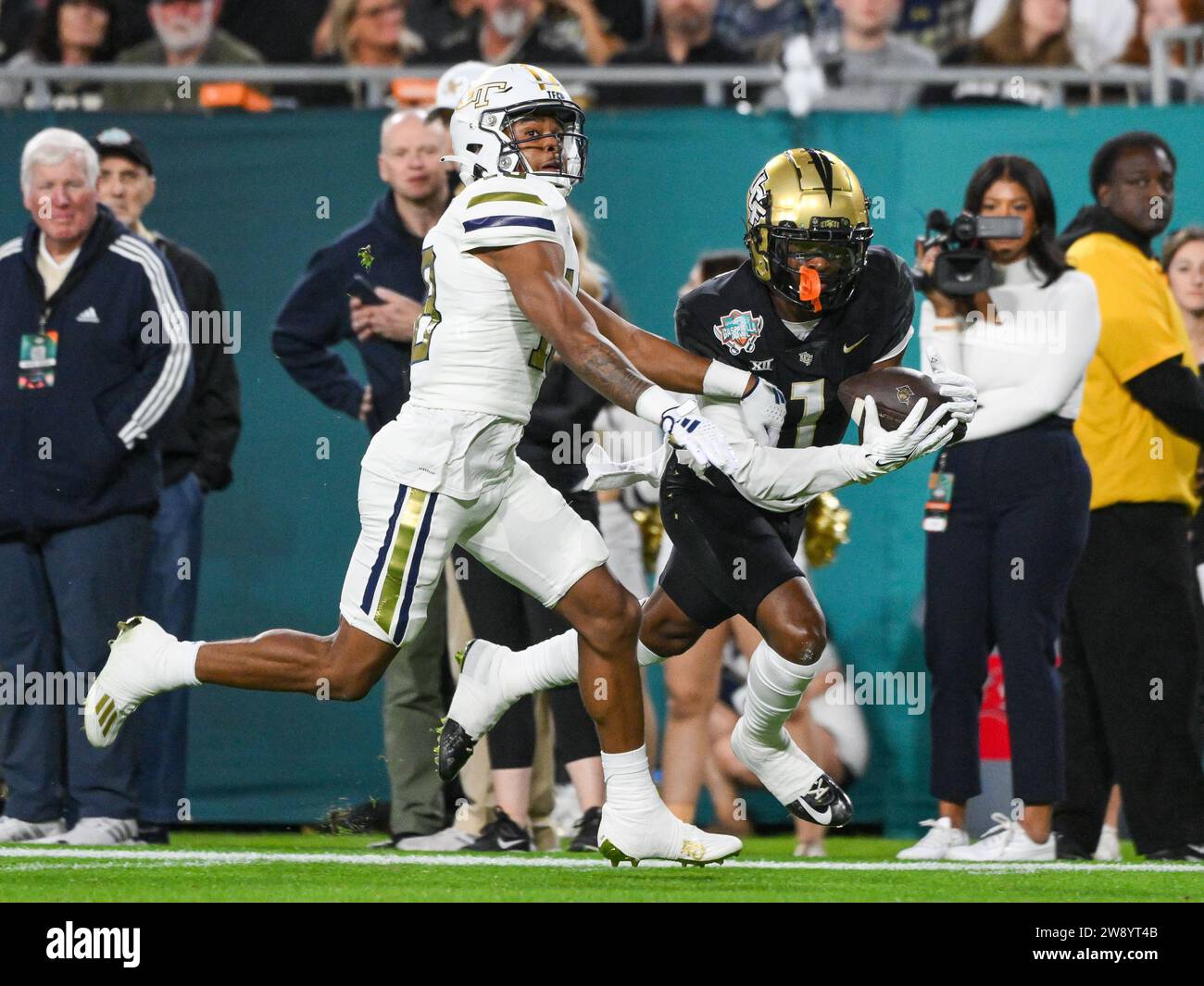 Tampa, FL, USA. 22nd Dec, 2023. Georgia Tech defensive back Ahmari ...