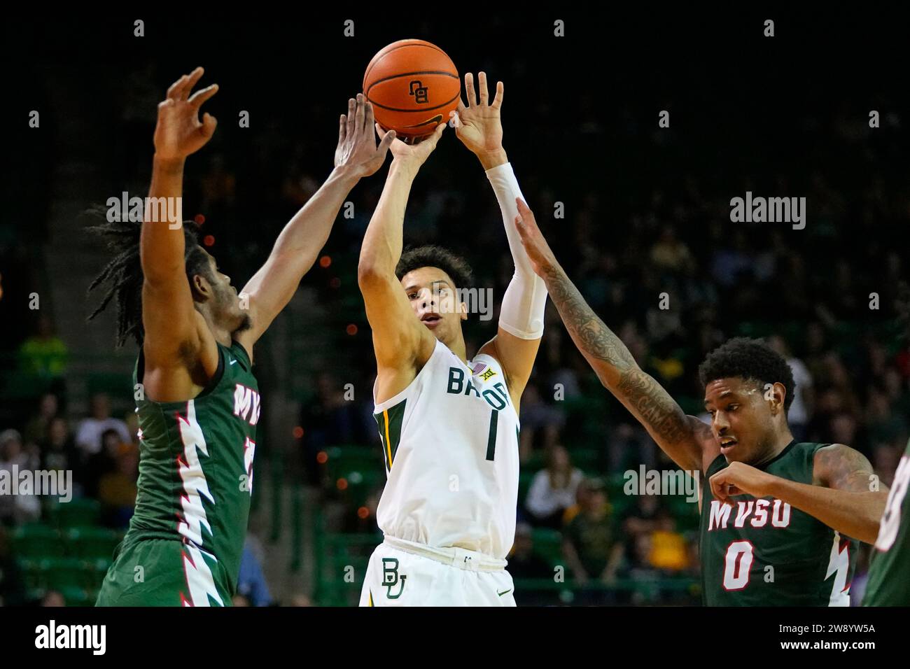 Baylor guard Miro Little (1) goes up for a shot against Mississippi ...