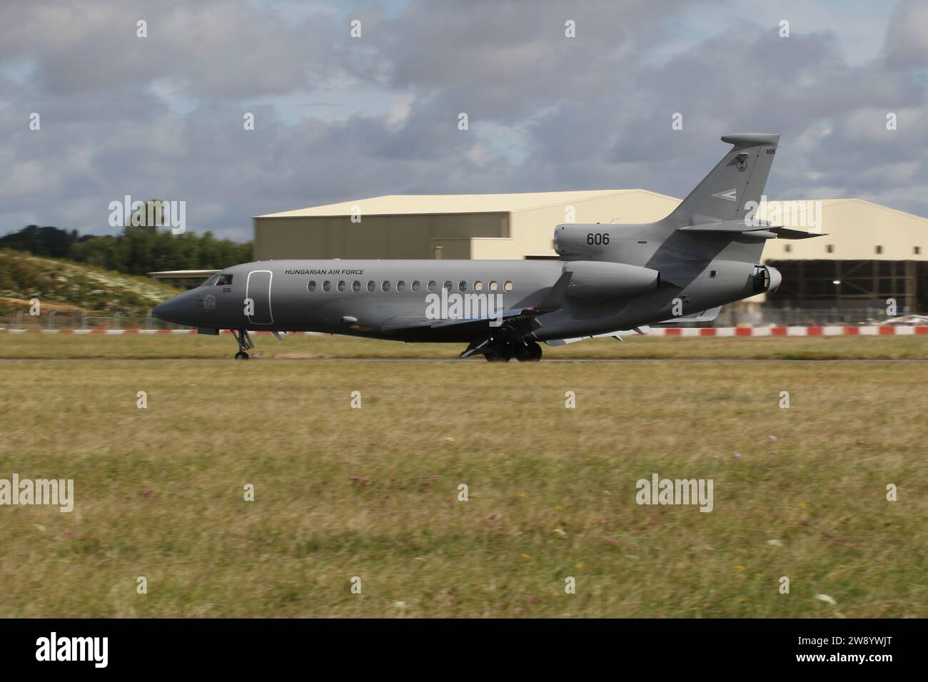 606, a Dassault Falcon 7X operated by the Hungarian Air Force (HunAF ...