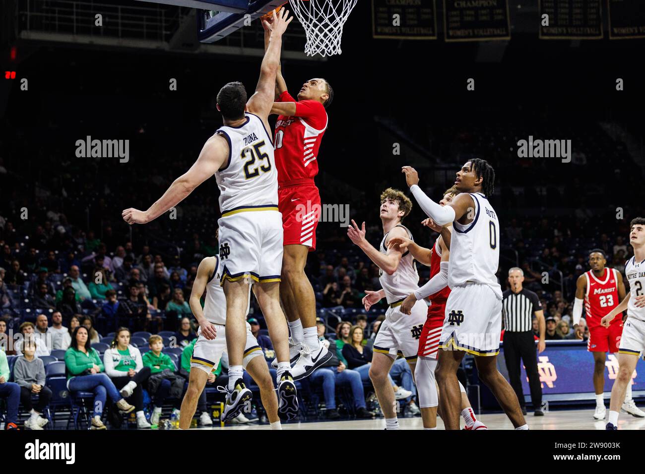 South Bend, Indiana, USA. 22nd Dec, 2023. Marist forward Trace Salton ...