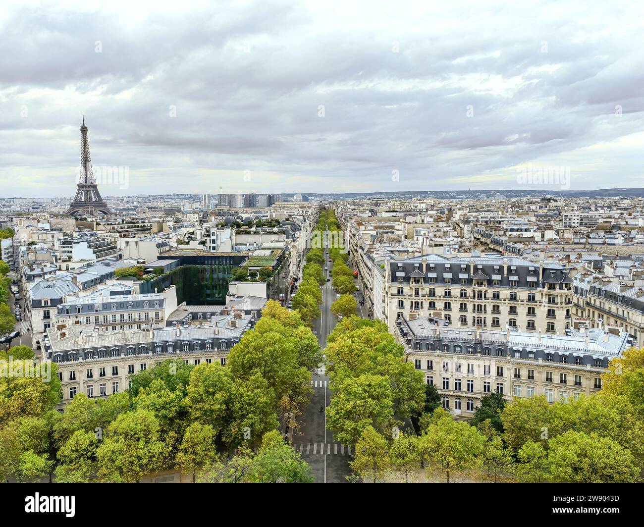Vintage view of arc de triomphe hi-res stock photography and images - Alamy