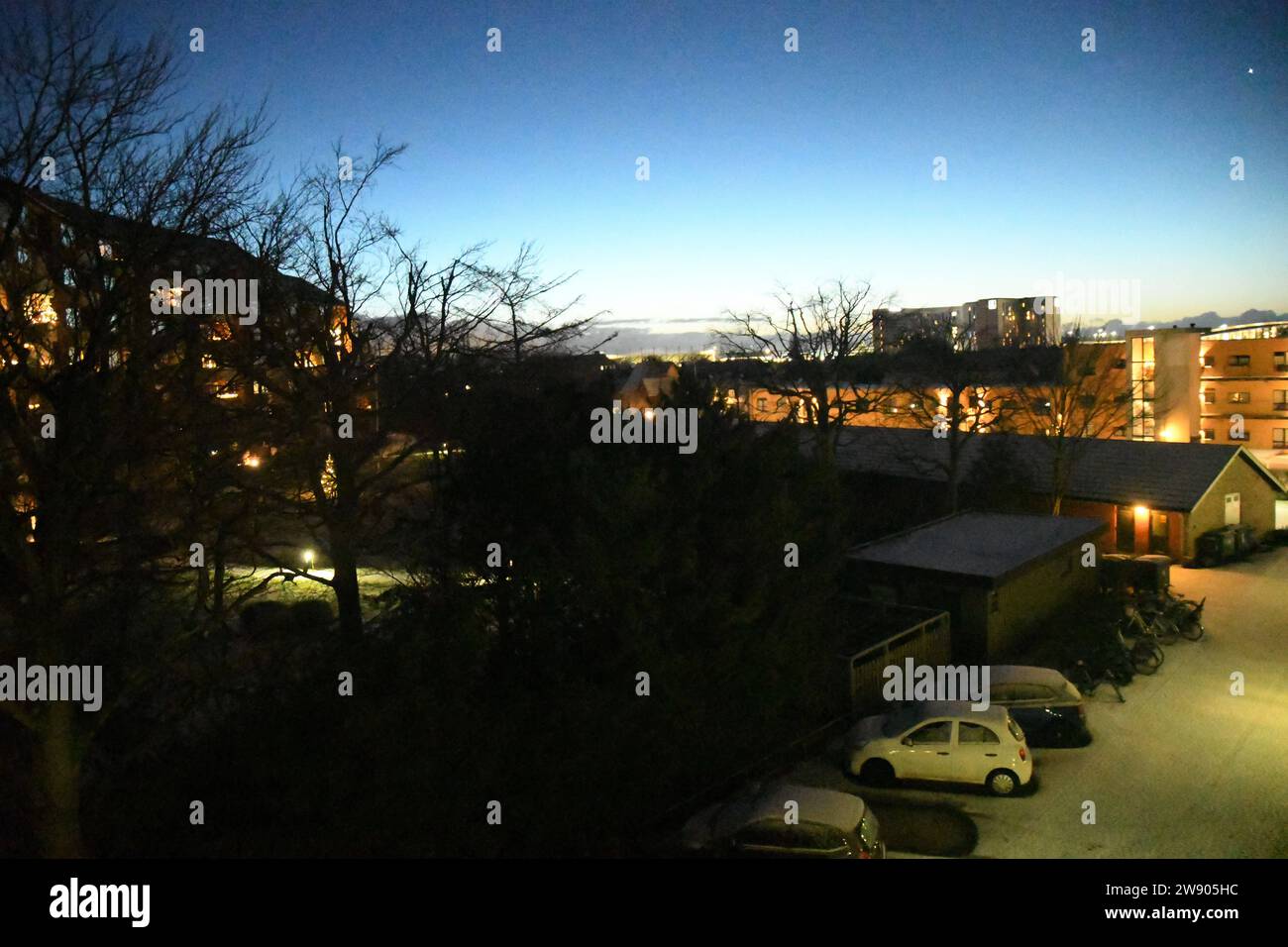 Cold wqinter hi-res stock photography and images - Alamy