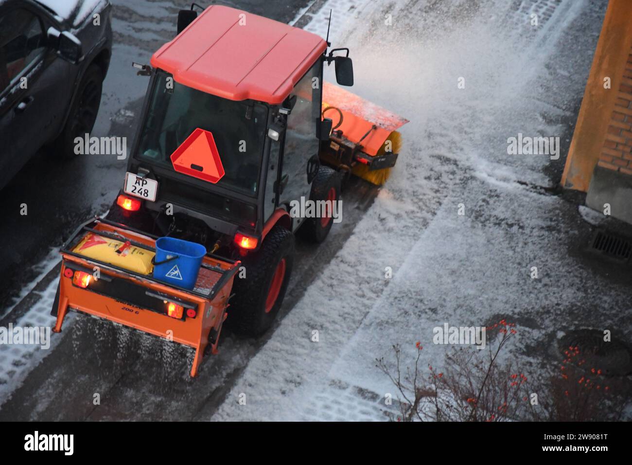 Cold wqinter hi-res stock photography and images - Alamy