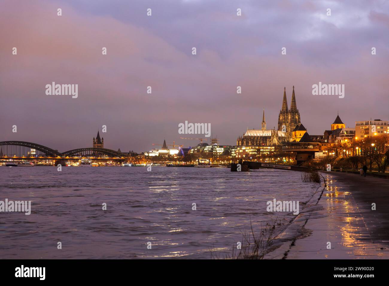 Cologne, Germany, December 20th. 2023, flood of the river Rhine, from ...