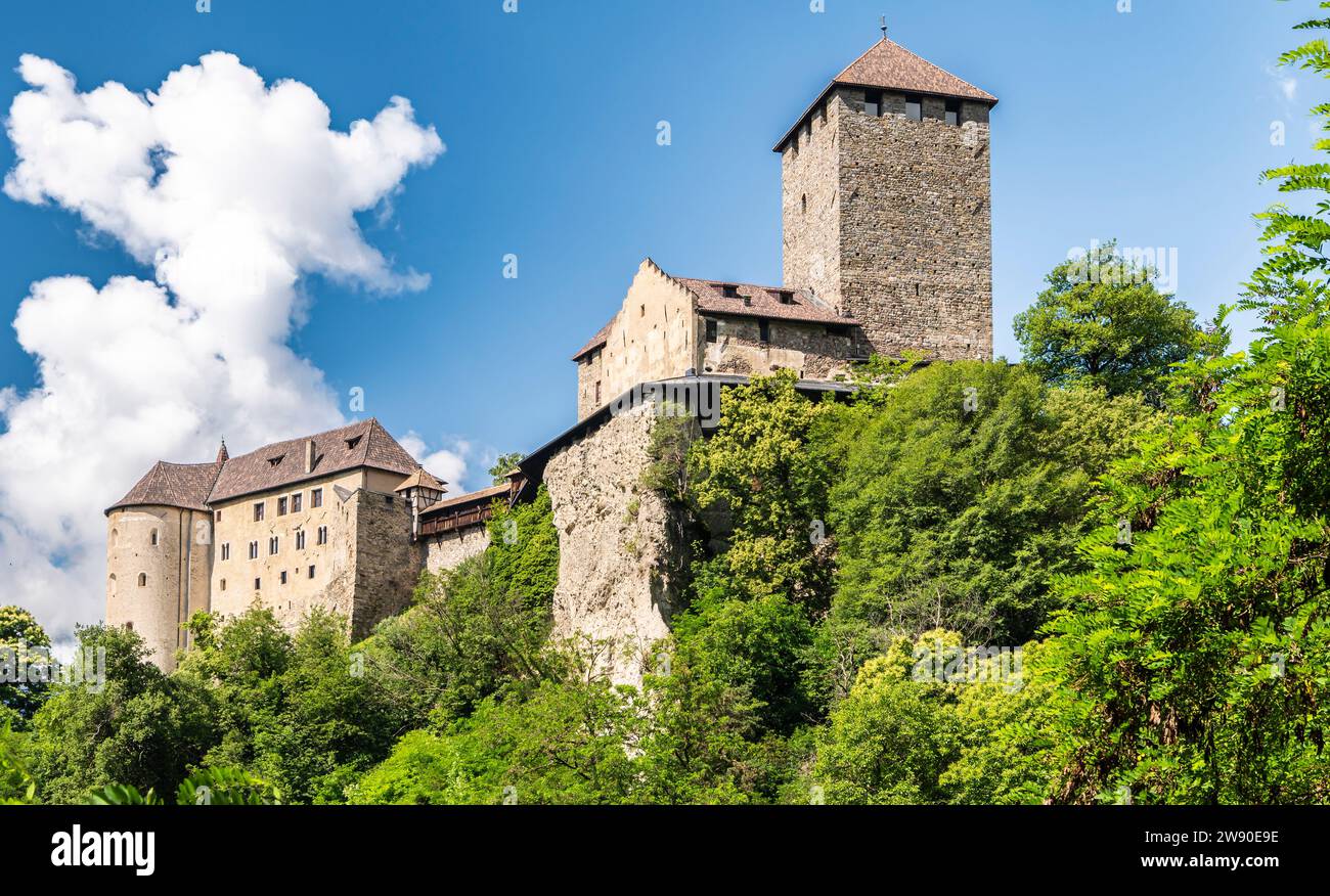 Provincial history hi-res stock photography and images - Alamy