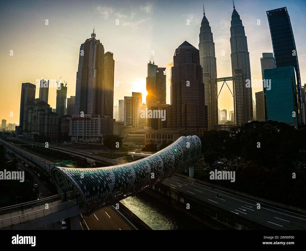 Saloma bridge during sunrise Stock Photo - Alamy