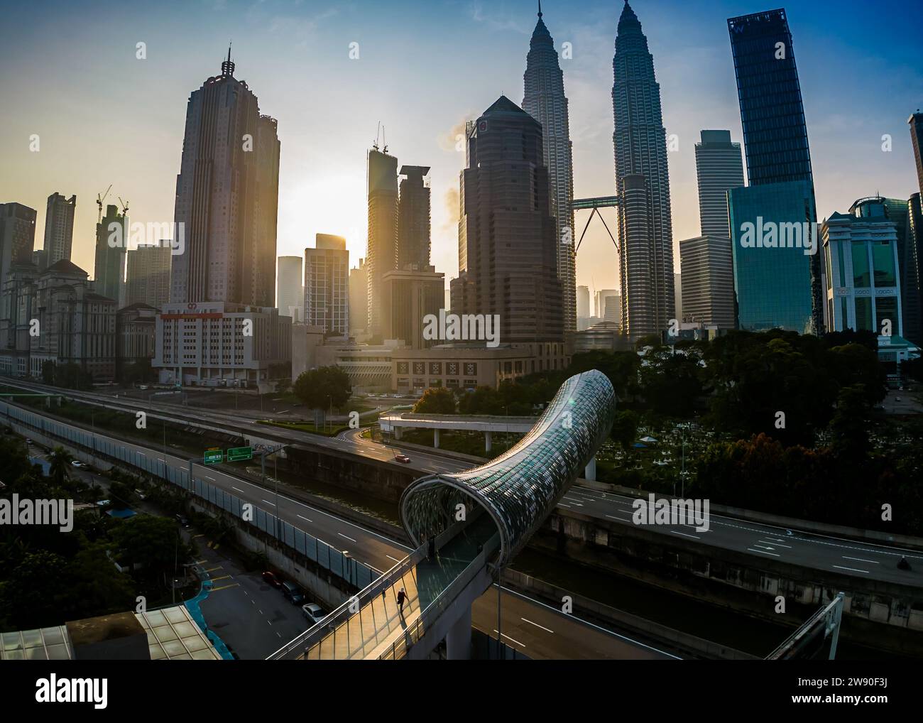 Saloma bridge during sunrise Stock Photo - Alamy