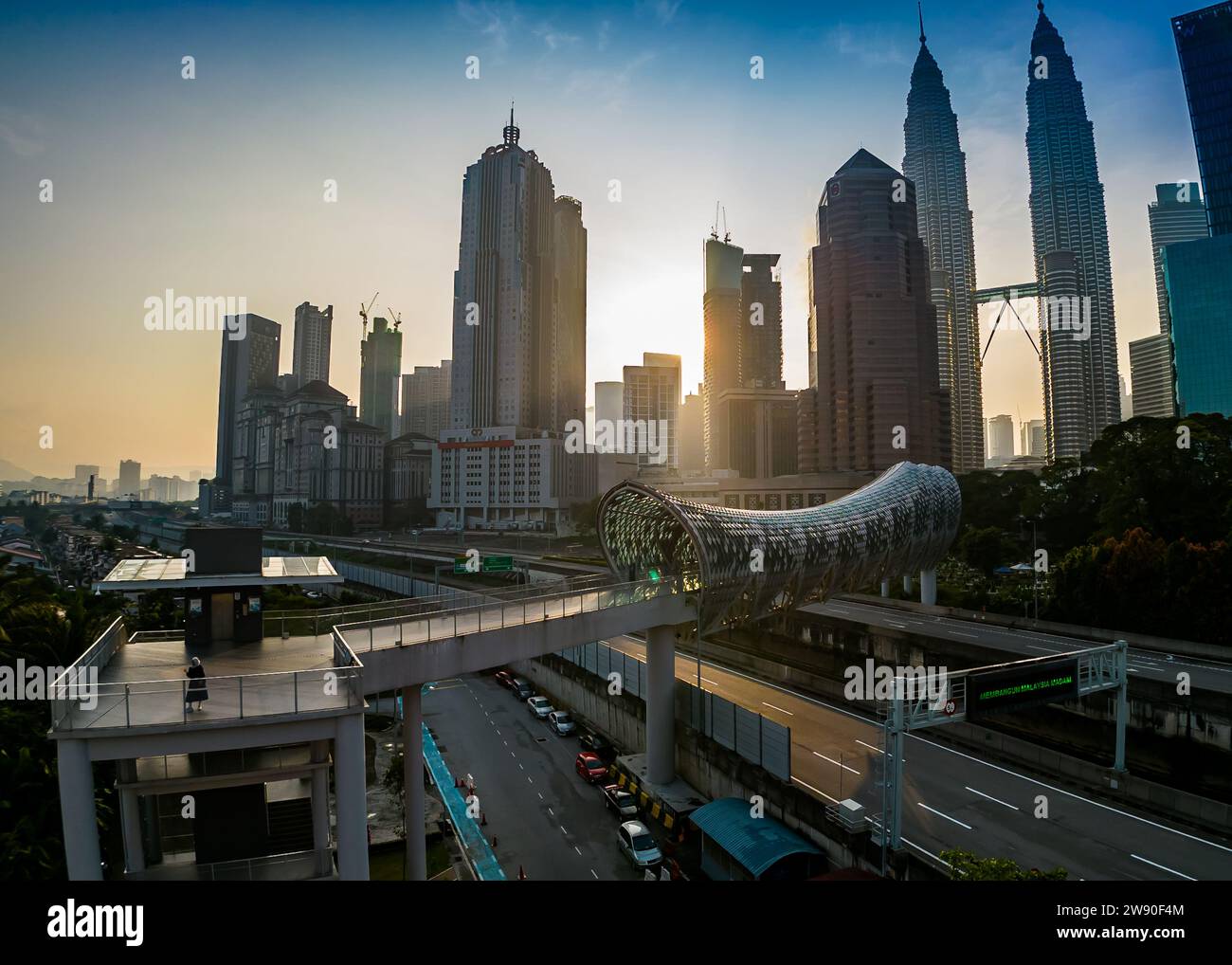 Saloma bridge during sunrise Stock Photo - Alamy