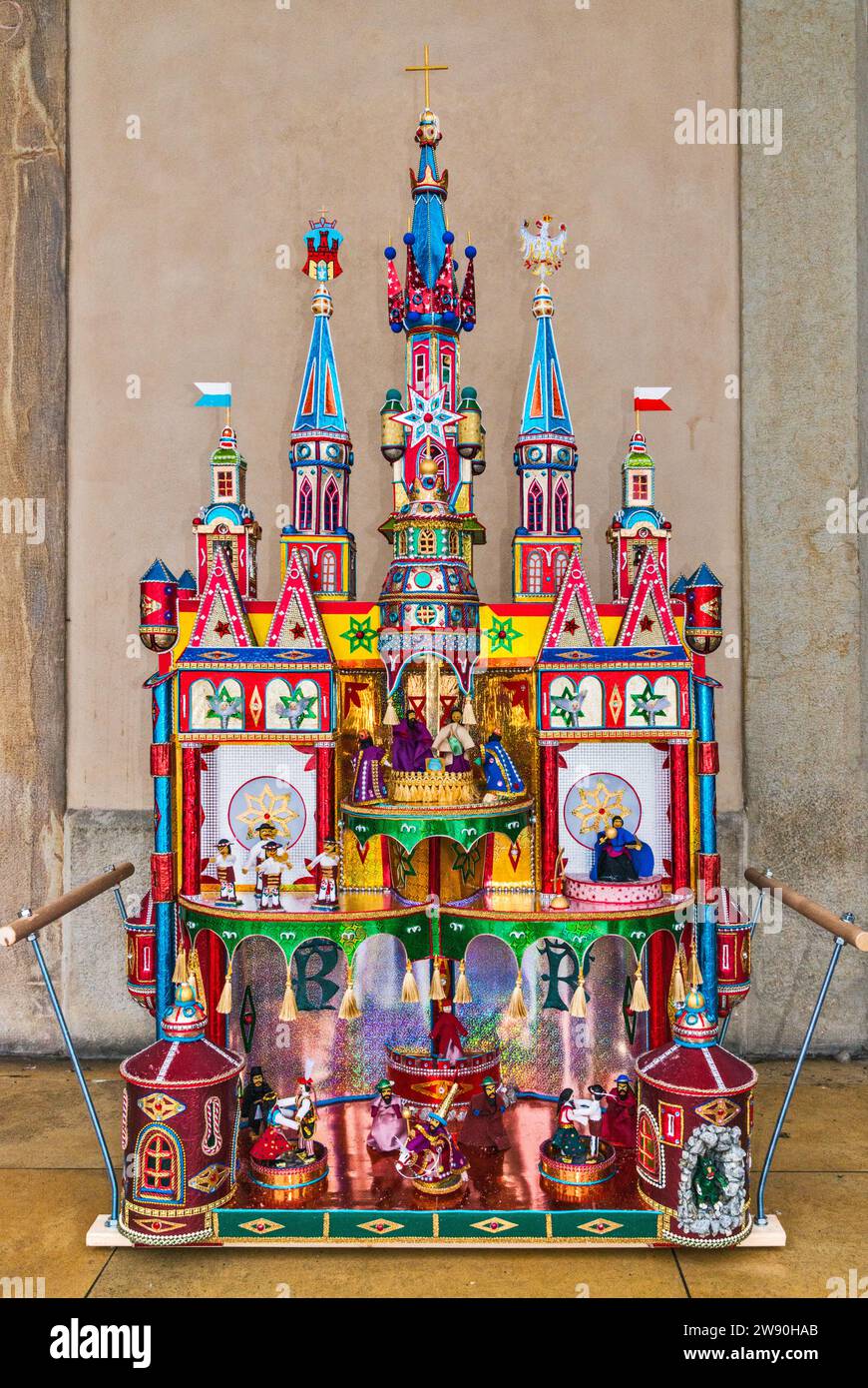 Christmas nativity scene displayed hi-res stock photography and images ...