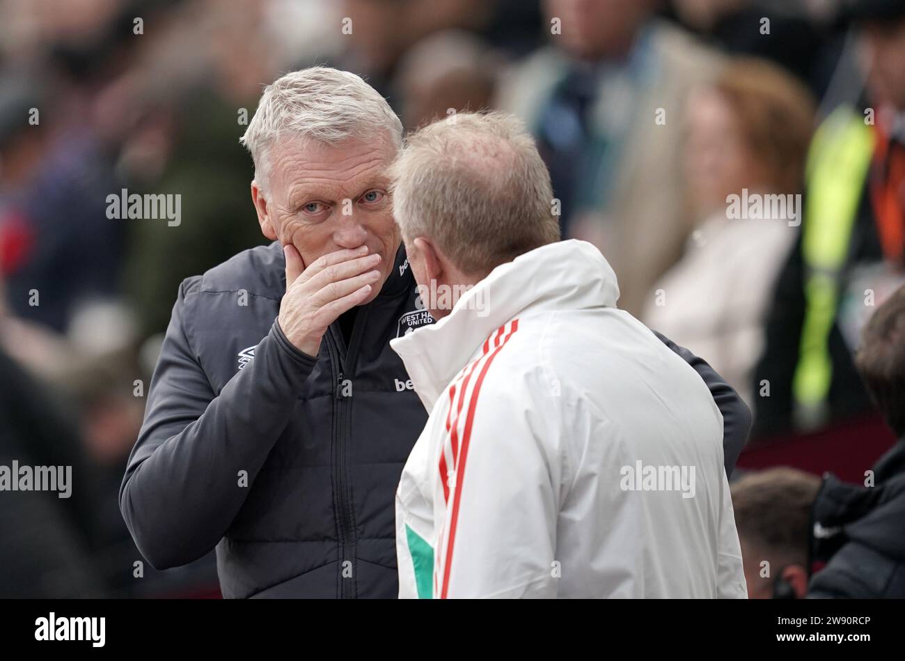 West Ham United manager David Moyes (left) and Manchester UNited ...