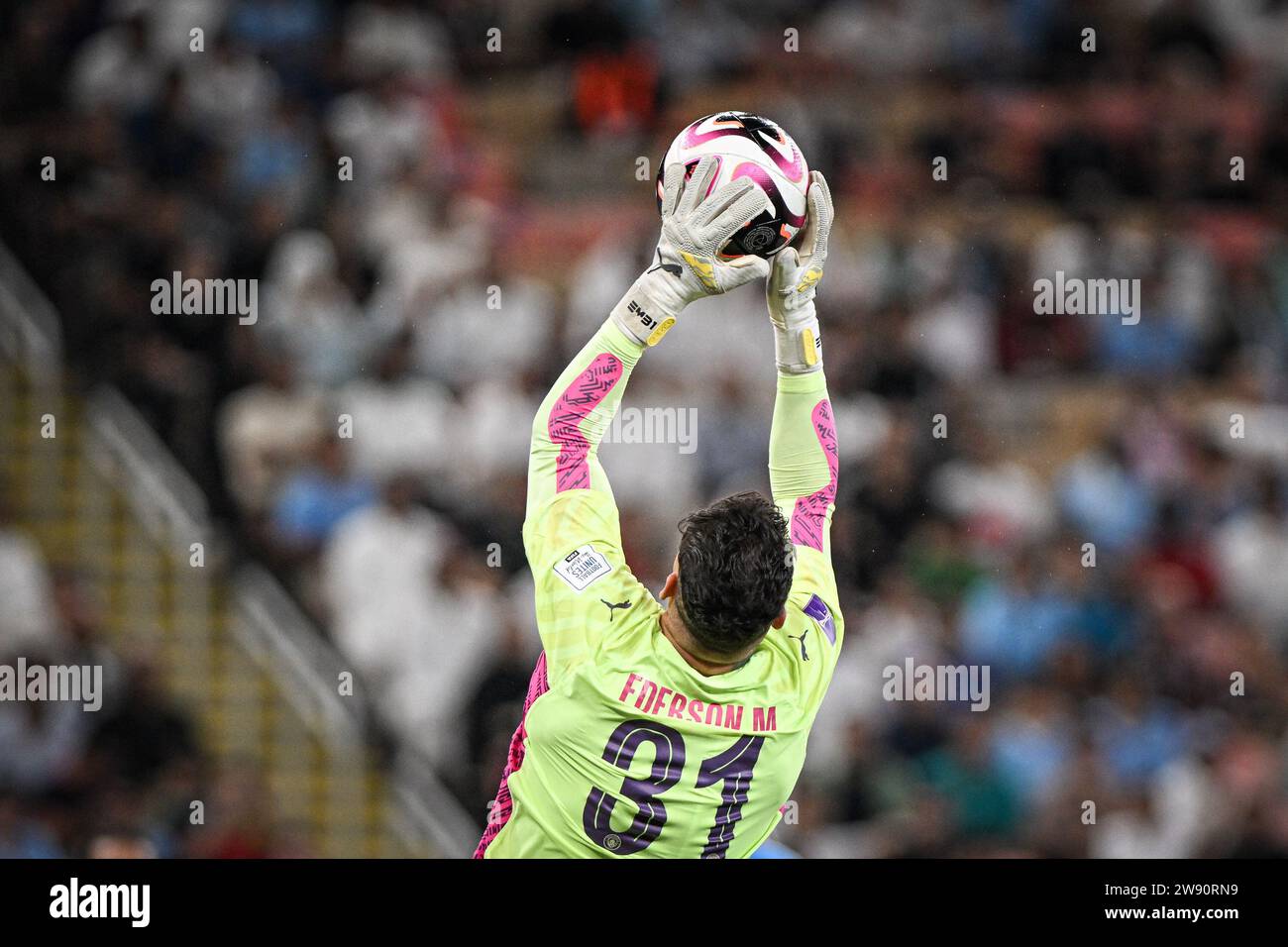 Saudi arabia goalkeeper hi-res stock photography and images - Alamy