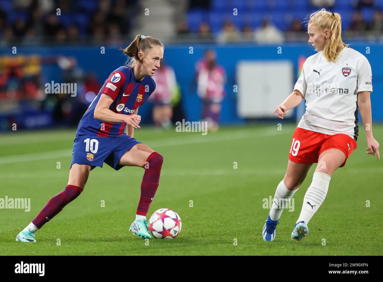 Barcelona, Spain. 21st, December 2023. Caroline Graham Hansen (10) of ...