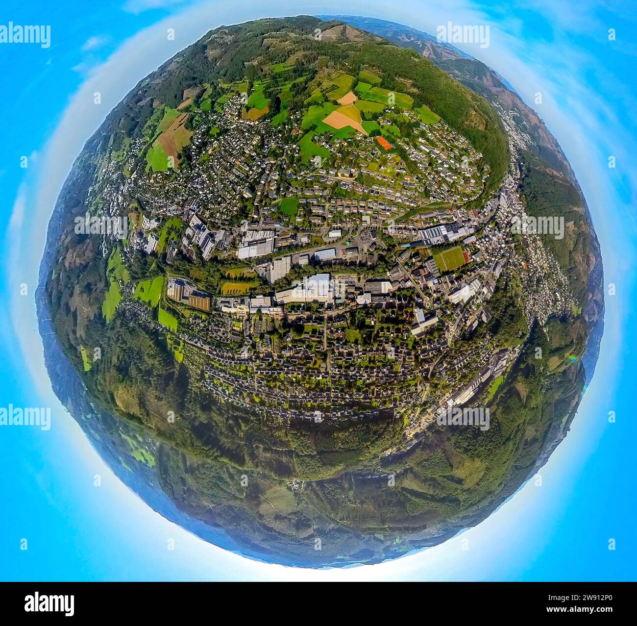 Super wide fish eye lens hi-res stock photography and images - Alamy