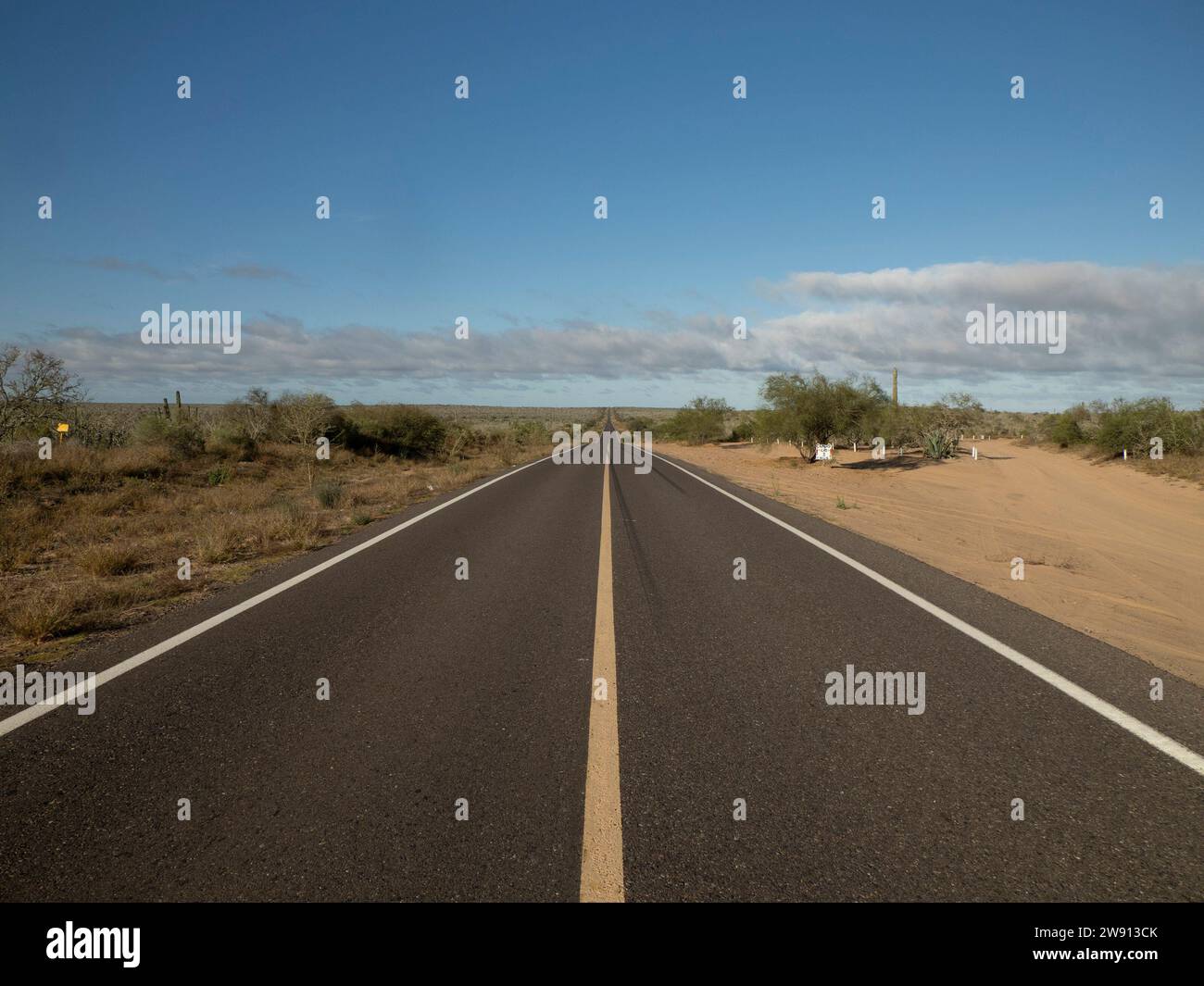 Transpeninsular baja hi-res stock photography and images - Alamy